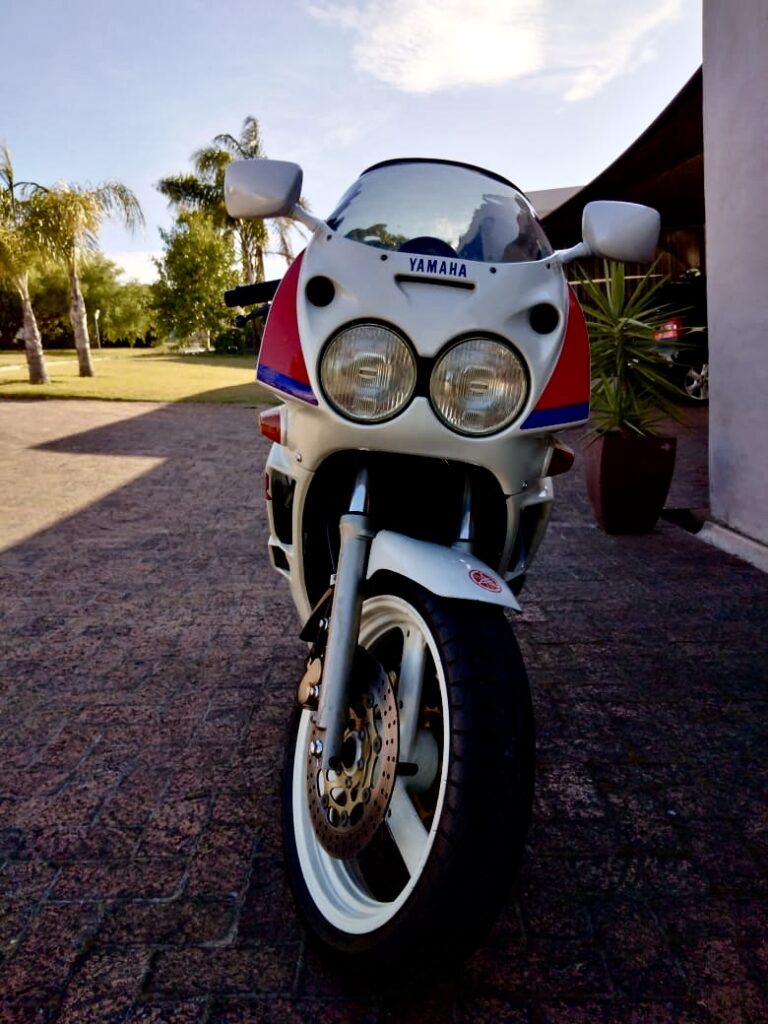 1988 Yamaha FZR400 3EN1 Cape Town • R79,500 - Mr. Classic Motorcycles