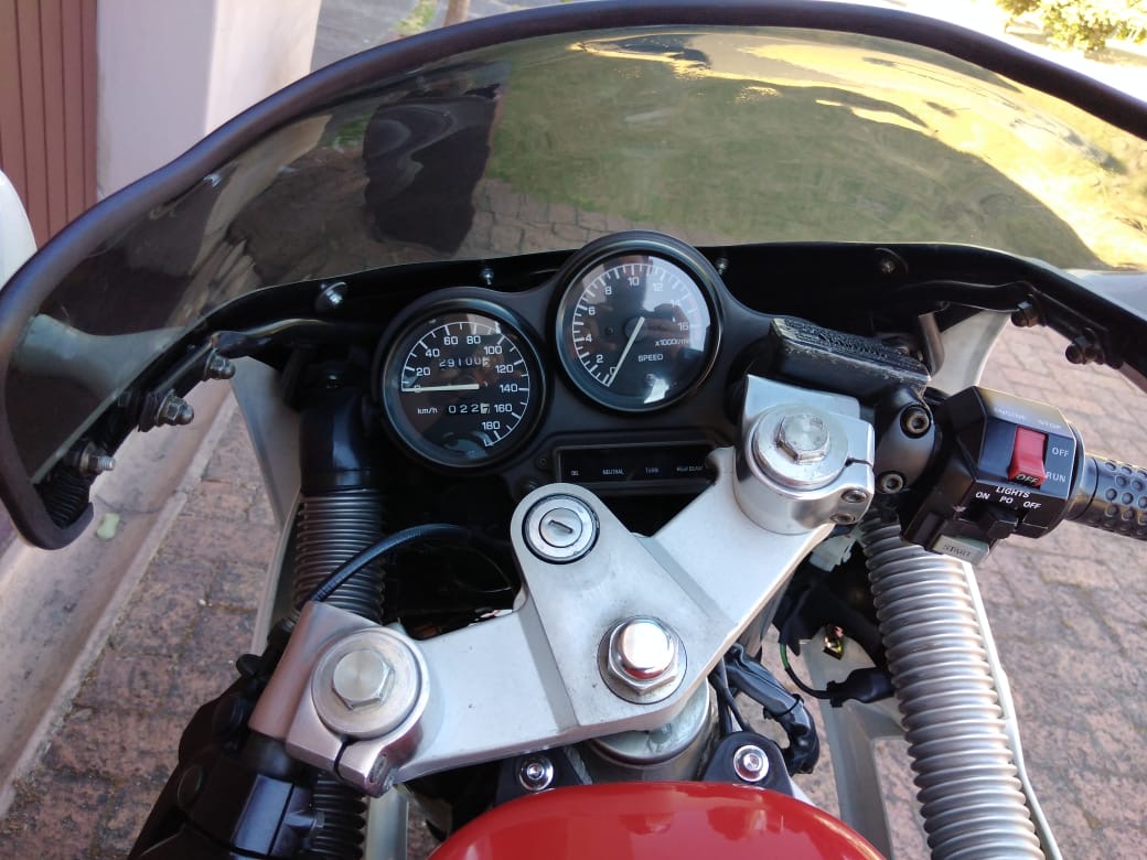 1988 Yamaha FZR400 3EN1 Cape Town • R79,500 - Mr. Classic Motorcycles